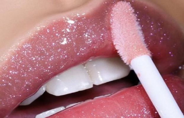 How to Choose the Best Lip Gloss? - Definition, 8 Tips